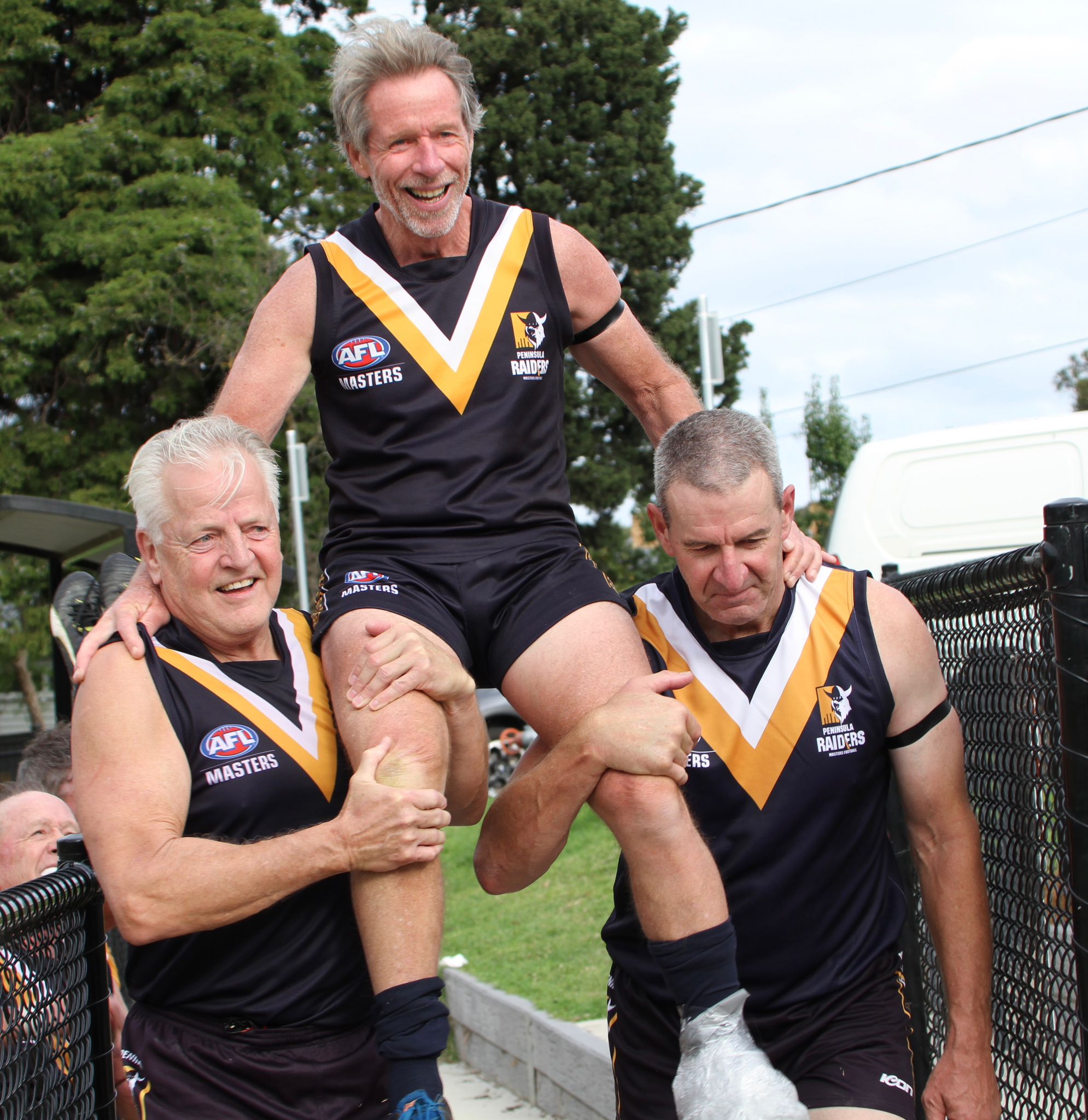 Raiders stalwart Mark "Lenny" Leonard reaches 200 game milestone - AFL ...